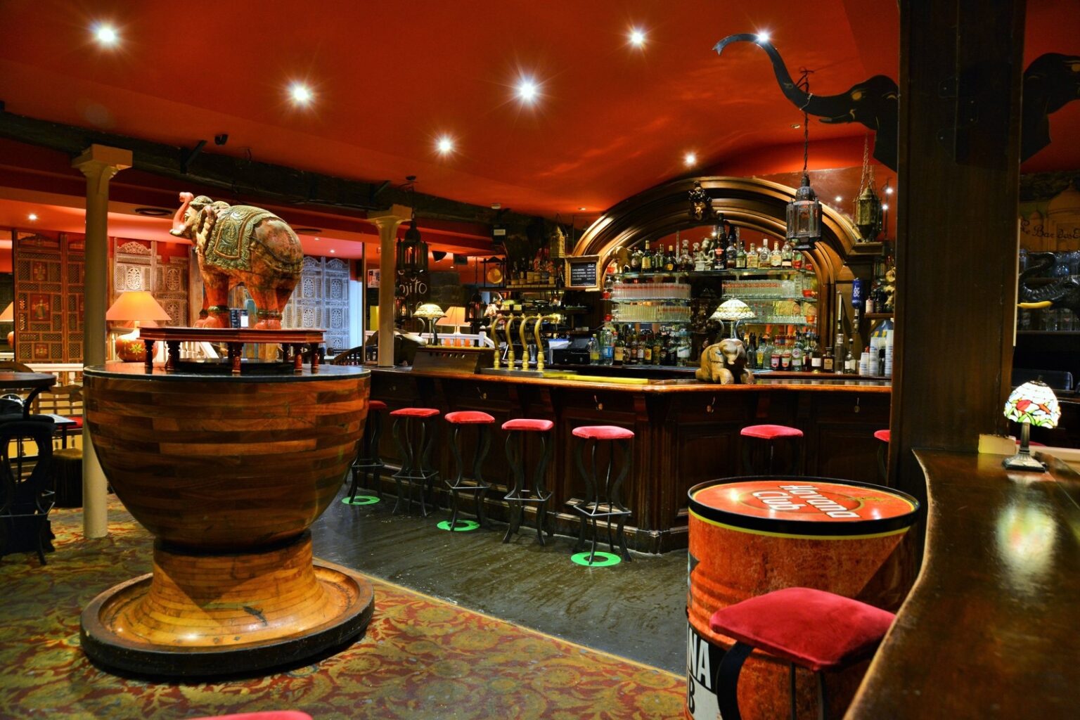 Guide des bars de nuit - Office de Tourisme