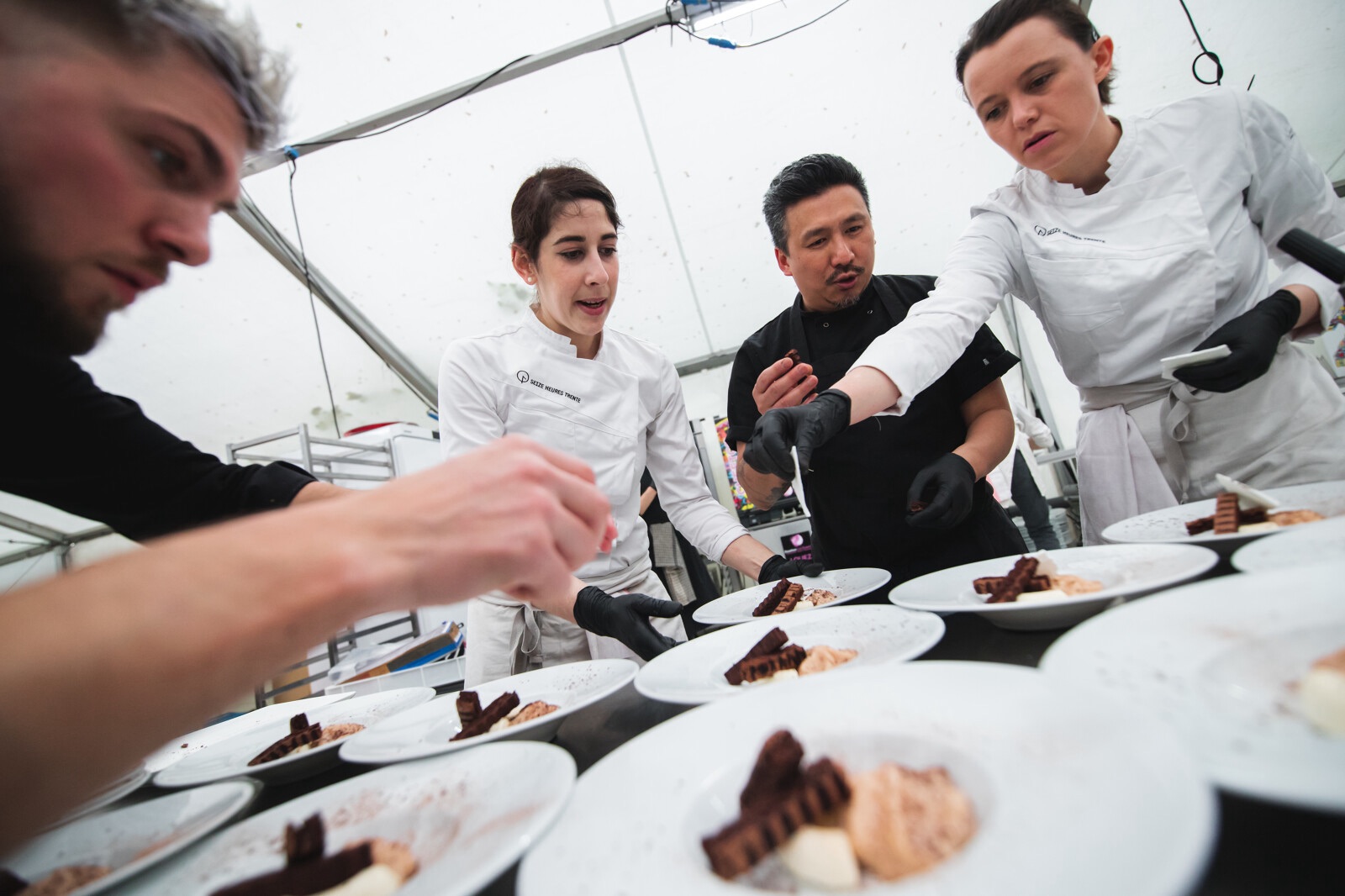 Toqués de Mythos : 70 chefs régalent les festivaliers - Office de Tourisme