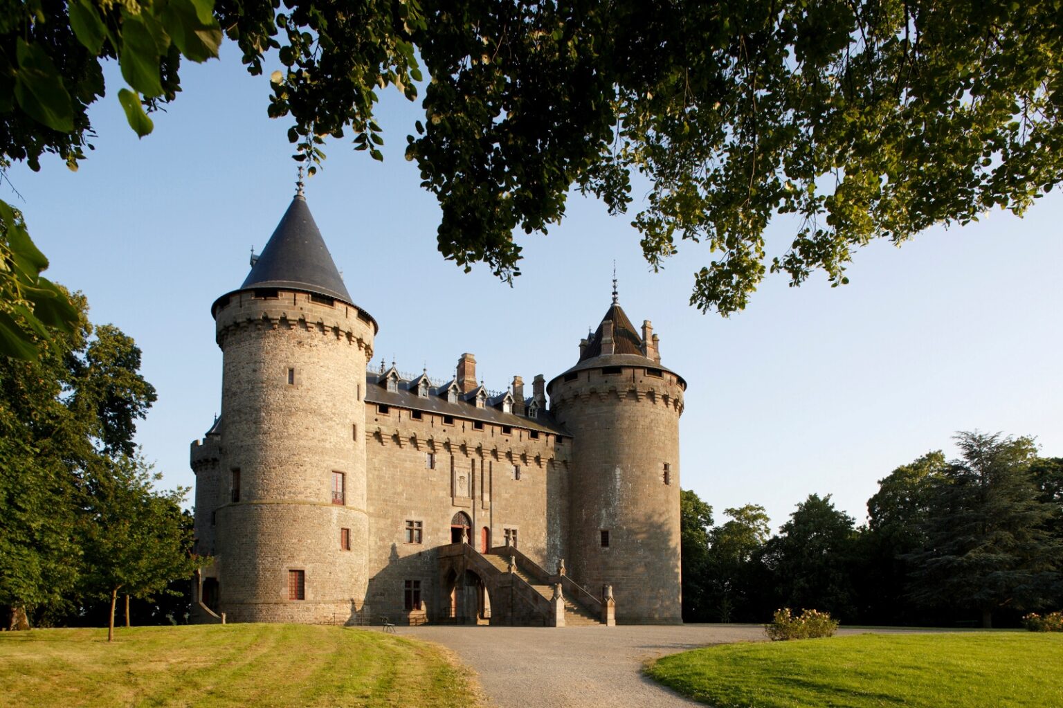 Les plus beaux châteaux autour de Rennes - Office de Tourisme